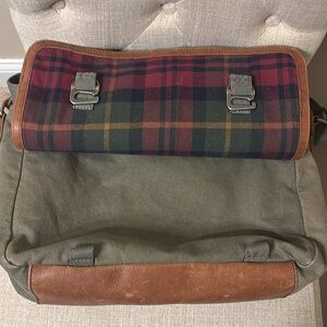 L.L. Bean | Bags | Ll Bean Brown And Green Mens Messenger Bag | Poshmark